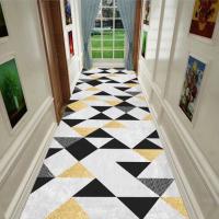 China Geometric Abstract Polyester Commercial Floor Mat 60x80cm Customizable Hotel Entrance Rug for sale