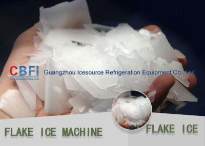 China Supermarket Flake Ice Machine 0.5-10 Ton 24H Micro Computer Centralized Control Air Cooling for sale
