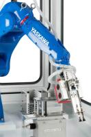 China YASKAWA GP8 Used Industrial Robot Arm For Pick And Place 8kg Payload for sale