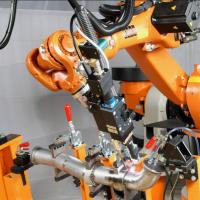China 120kg Payload 6 Axis Used Kuka Robot For Welding KR 120 R3200 PA for sale