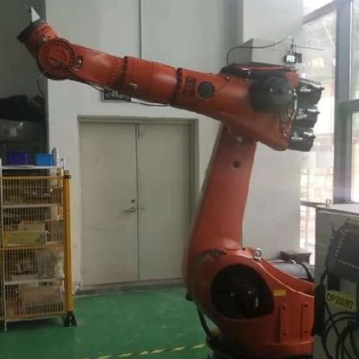 China Second Hand 6 Axis Industrial Robot KR 210 R2700 EXTRA Welding Robot Arm for sale