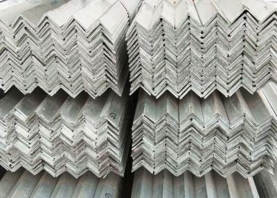 China AISI 201 Stainless Angle Bar Plckled White 6m 3.0-18mm for sale