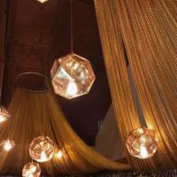 China Silver Aluminium Chain Curtain Semi Private Aluminium Link Ceiling for sale