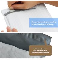 China Customized Matte Aluminium Foil Plastic Express  Recyclable Bubble Mailers for sale