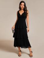 China Multi-layered Hem V-neck Sleeveless A-line Black Chiffon Wedding Guest Dress Cocktail Dresses for sale