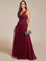 China Elegant V-neck Floor-length Appliqued Zipper Two Straps A-line Burgundy Crepe Tulle Party Dress for sale