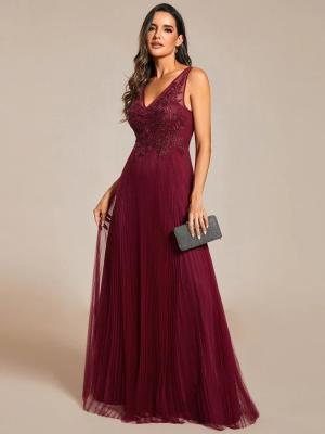 China Elegant V-neck Floor-length Appliqued Zipper Two Straps A-line Burgundy Crepe Tulle Party Dress for sale