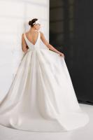 China Elegant V-neck Two Straps Custom-made Size Low Back Zipper Sweep Train Pleated White Satin Ball Gown for sale