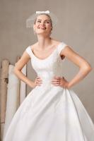 China Romantic Off-the-shoulders Scoop Neck Illusion Back Sweep Train Appliqued Lace Sweep Train White Satin Ball Gown for sale