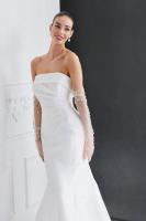 China Sexy Plus Size Zipper Strapless Pleated Court Train Fishtail White Satin Wedding Dress for sale