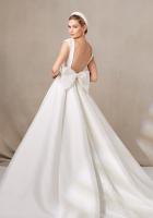 China Immaculately Plus Size Sweep Train Appliqued Lace V-neck Cap Sleeve Backless White Satin Ball Gown Wedding Dress for sale