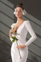 China Simply Long Sleeve Sweep Train V-neck Plunge Neckline Pleated Sheath Mermaid White Satin Bride Wedding Dress for sale