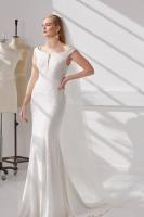 China Unique Off-the-shoulder Appliqued Lace Illusion Back Zipper Sheath Mermaid Court Train White Bride Wedding Dress for sale