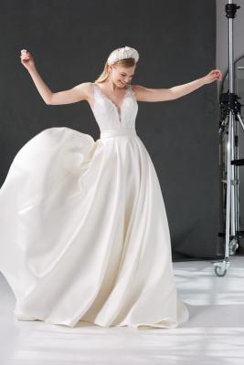 China Glamorous Pleated Two Straps Plus Size White Satin Bride Ball Gown Wedding Dress for sale