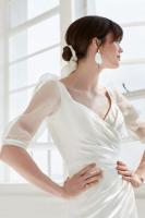 China Romantic Pleated Keyhole Back Sheath Sweep Train Organza Half Sleeve V-neck White Satin Mermaid Bride Wedding Dress for sale