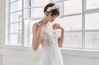 China Elegant Plus Size Sheath Square Neckline & Back Sweep Train Zipper White Lace Mermaid Bride Wedding Dress for sale