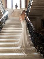 China Sexy Customized Size Sheath Long Sleeve Illusion Neckline Appliqued Lace Court Train White Satin Bride Wedding Dress for sale