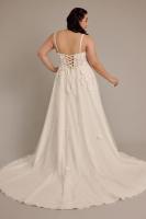 China Stunning Sweetheart Neck Plus Size Appliques Lace  Spaghetti Strap Chapel Train Lace-up Ivory Tulle Wedding Dress for sale