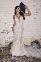 China Exquisite Beaded Sheath Mermaid Spaghetti Strap V-neck Illusion Scoop Back Chapel Train Zipper White Lace Wedding Dress for sale