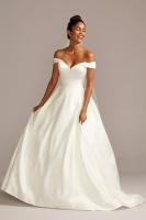 China Luxurious Customized Size Off-the-shoulder V-neck Ruffles Chapel Train Zipper Ivory Satin Ball Gown Wedding Dress for sale