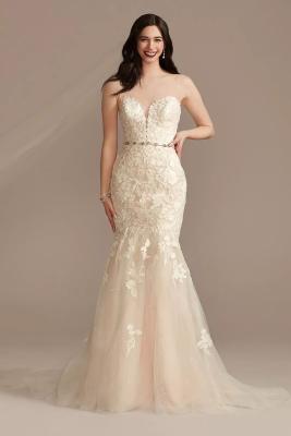 China Exquisite Strapless Lace Applique Plunging Sweetheart Neckline Chapel Train Zipper Sheath Mermaid Ivory Tulle Wedding Dr for sale