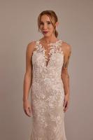 China Elegant Appliques Lace Cathedral Train Zipper Plunging Illusion Neckline Tank Mermaid Plus Size Ivory Wedding Dress for sale