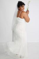China Sexy Boat Neckline Beaded Sheath Zipper Appliqued Spaghetti Strap Mermaid White Tulle Wedding Dress for sale