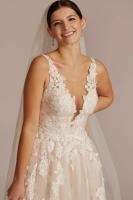 China Stunning Zipper Illusion Plunge V-neck Spaghetti Strap Appliqued Lace Ball Gown White Tulle Wedding Dress for sale