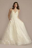 China Romantic Appliques Lace Chapel Train Back Zipper V-neck Halter Beaded  Ball Gown White Organza Wedding Dress for sale