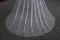 China Customized Wholesale 3 Meters Long Tulle A Top Vantage Bridal Wedding Dress Veil With Hair Comb for sale