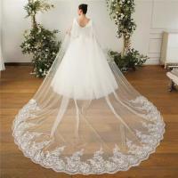 China Elegant Customized 3m*3m Wholesale Long Cathedral Appliqued Lace Sequins Tulle Bridal Wedding Ivory Veil With Hair Comb for sale