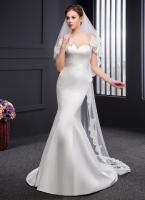 China New Styles Customized Wholesale Two Layers Appliqued Lace Sequins Tulle Bridal Wedding White Veil With Hair Comb for sale