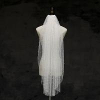 China New Styles Customized Wholesale 0.9m*1.4m Beaded Tulle Bridal Wedding White Veil With Metal Hair Comb for sale