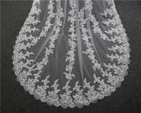 China New Styles Customized Two Layers Appliqued Lace 3.5m*1.8m Tulle Bridal Wedding White Veil With Hair Comb for sale