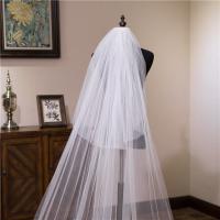 China Elegant Customized Two Layers Appliqued Lace 3.5m*1.8m Tulle Bridal Wedding White Veil With Hair Comb for sale
