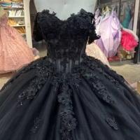 China Classic Sweetheart Neckline Appliqued Evening Party 16 Years Girls Sweep Train Cap Sleeve Black Tulle Quinceanera Dress for sale