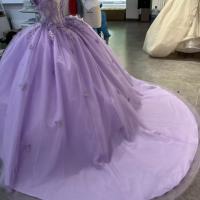 China Elegant Off-the-shoulder Ball Gown Sweetheart Neck Court Train Appliqued Lace Girls Long Lilac Tulle Quinceanera Dress for sale