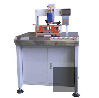 China XY axis battery pack automatic welder , 18650,26650 CNC automatic spot welding machine for sale
