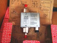 China Refrigeration controls Oil Differential Pressure Control MP Series MP54 MP55  series CE 230 V or 115 V a. C. Or d. C. for sale