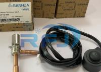 China LPF/LPF-T Series Electric Expansion Valve with Liquid Temperature 100°F and 104g for sale
