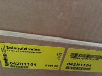 China Good Reliability Solenoid Valve  Evr32 042h1104 Solder Odf for sale