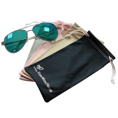 China Rectangular Microfiber Lens Pouch Visual Shield Protection Durable And Reusable for sale
