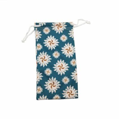 China Customized 160-230gsm Rectangular Microfiber Sunglass Bag Optical Container for sale