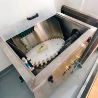 China Automatic Bottle Unscrambler with SS304 Frame Material and 1.5 kW Power Consumption for Turntable Driven PET Bottle Sorting for sale