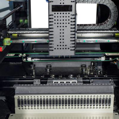 China 102 Feeder Soldering Smd Pick And Place Machine Desktop for sale