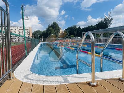 China Zn-Al-Mg Steel Competition Swimming Pool 50×25×2M Prefabricated In-Ground Design with 15-Year Warranty for sale