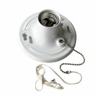 China 4.5 Inch E26 E27 White Plastic Lamp Holder with Pull Chain Switch 250V 4A for sale