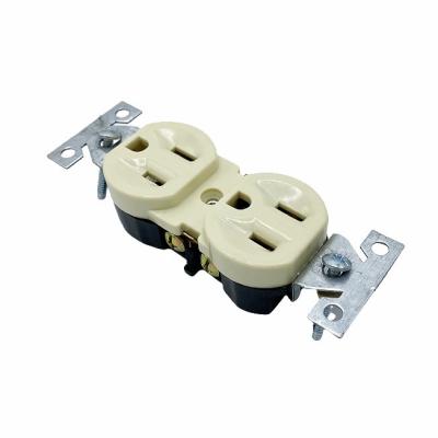 China 3 Hole Wall Switch Socket Set Wick Out Decoration ABS Extension Socket 15A 125V-250V for sale