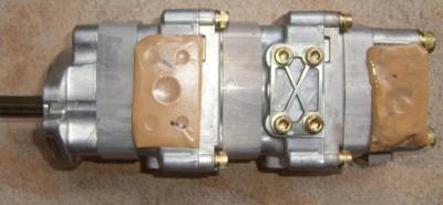 China Replacement Komatsu excavator PC40-7 hydraulic gear pump for sale
