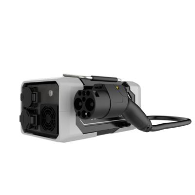 China 3.5kW 5kW V2L Portable Discharger GBT CHAdeMO CCS NACS Tesla DC EV Power Output for sale